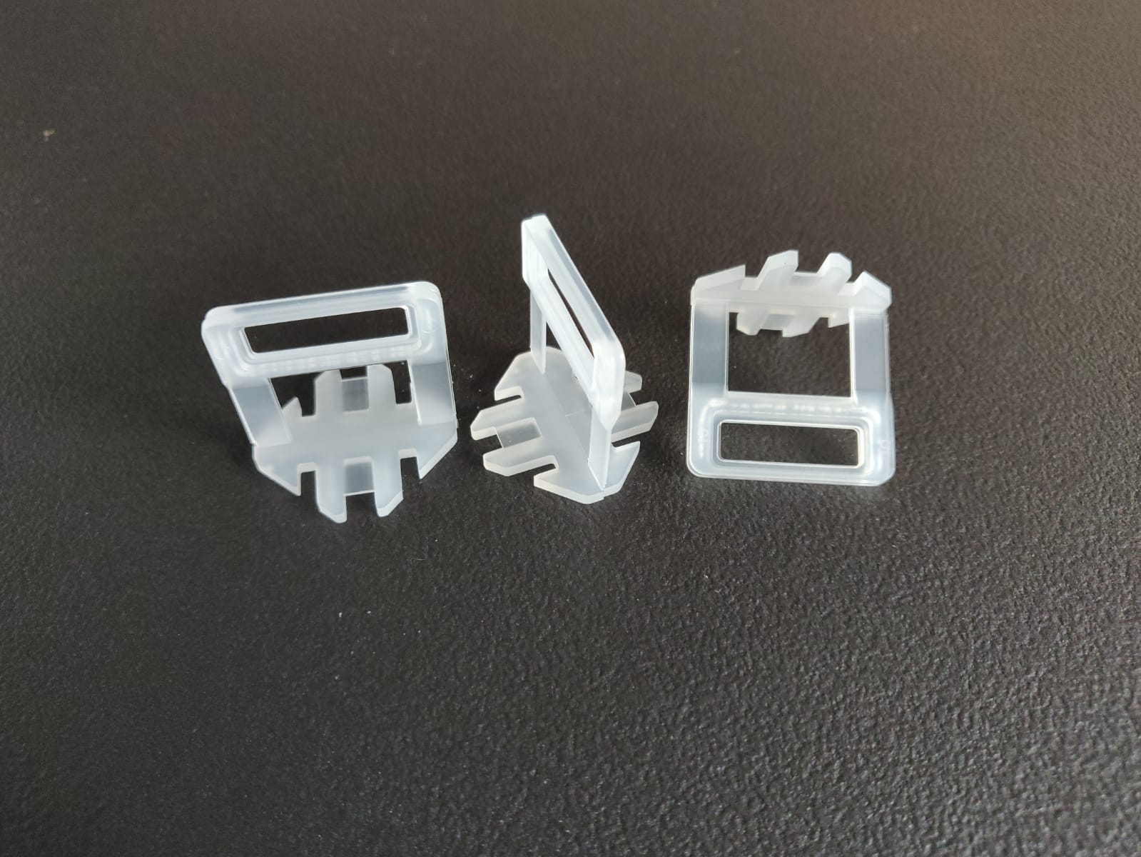 CLS Clips 1mm 100 buc - Zeus Ceramica